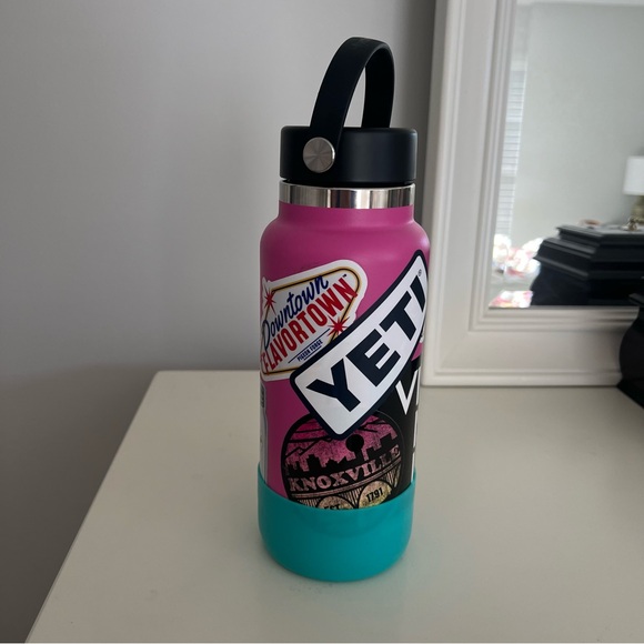 Hydro Flask | Kitchen | Hydro Flask Pink Wide Mouth With Boot And ...